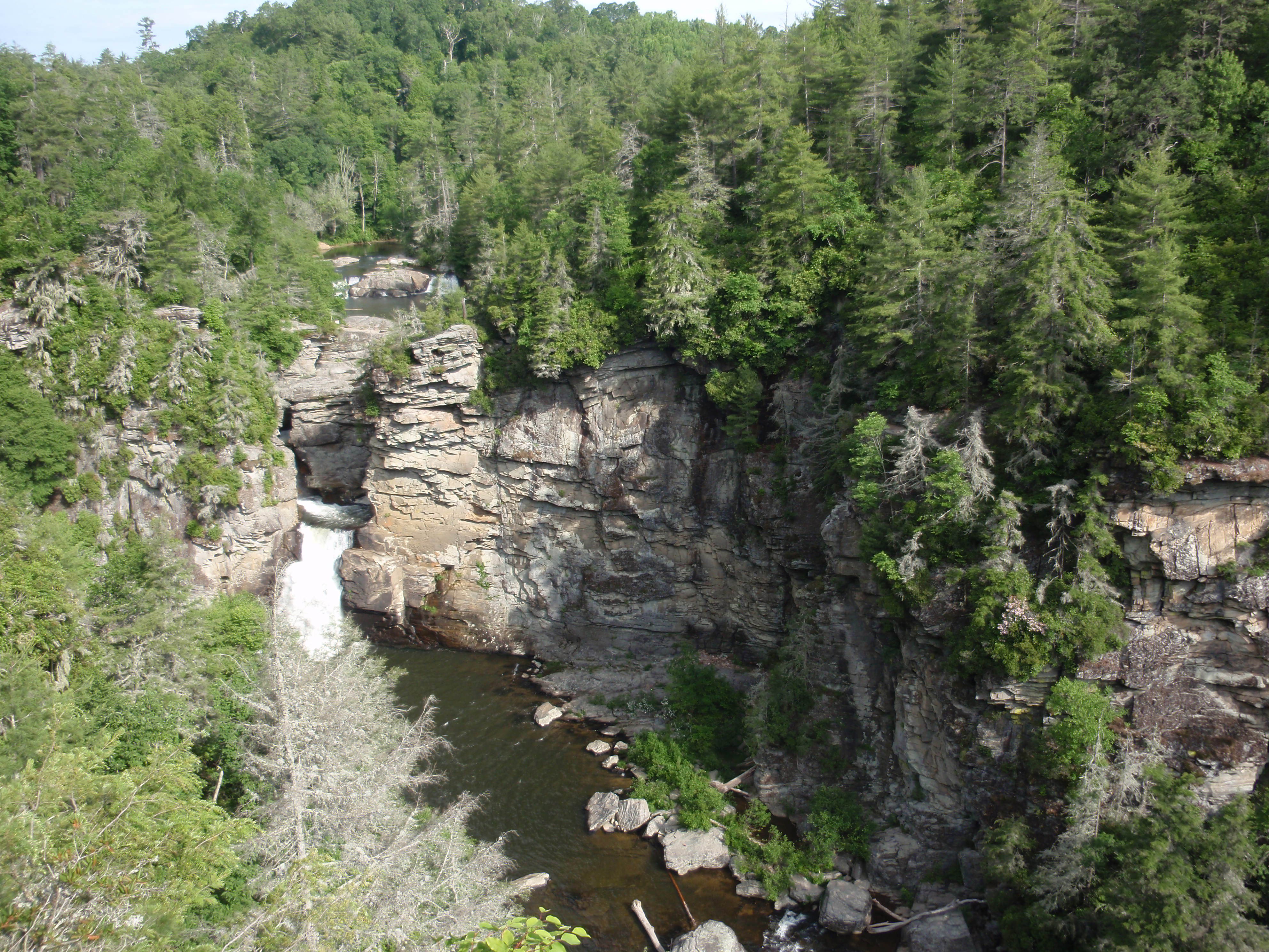 Linville Falls – Easy Waterfall Hikes