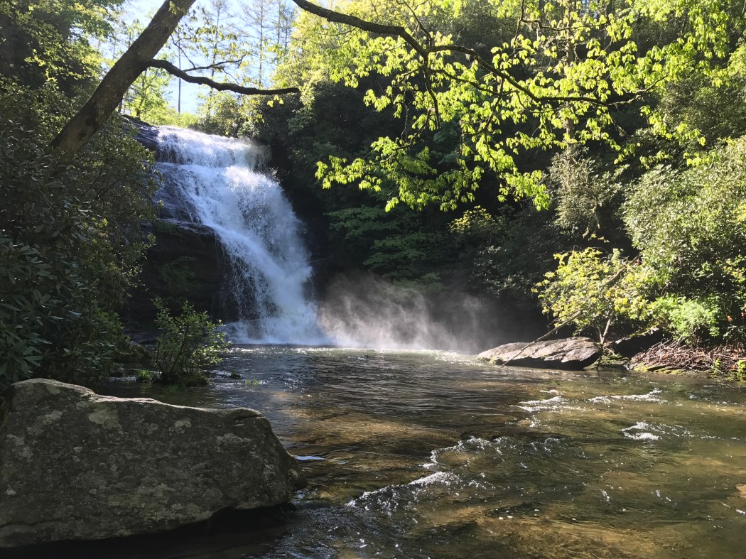 Secret Falls – Easy Waterfall Hikes