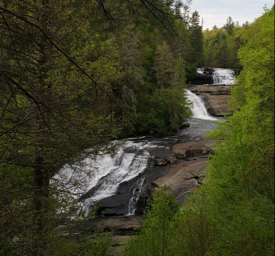 Triple Falls – Easy Waterfall Hikes