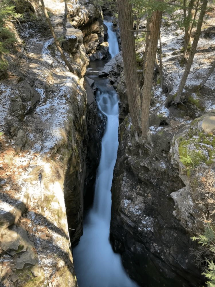 Whirlpool Canyon Falls – Easy Waterfall Hikes